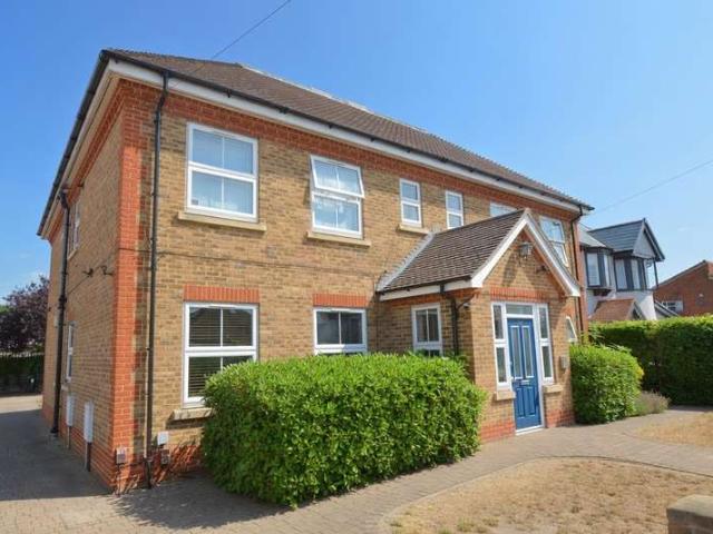 2 Bedroom Flat