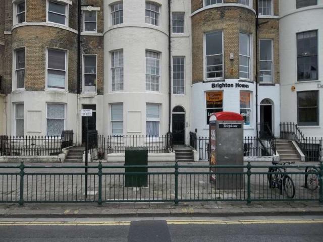 2 Bedroom Flat