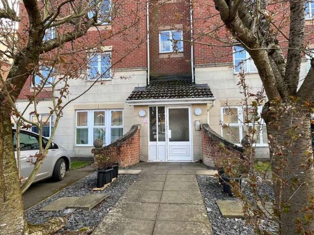 2 Bedroom Flat