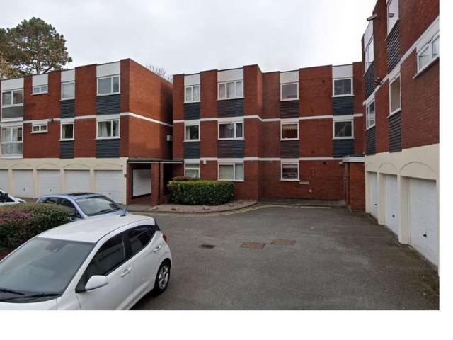 2 Bedroom Flat