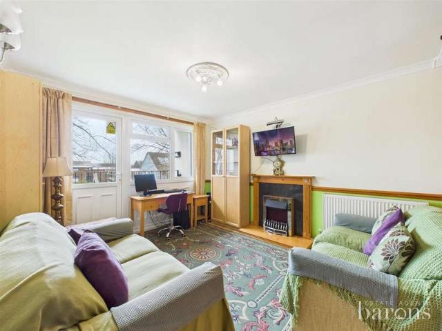 2 Bedroom Flat