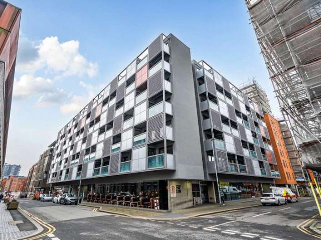 2 Bedroom Flat