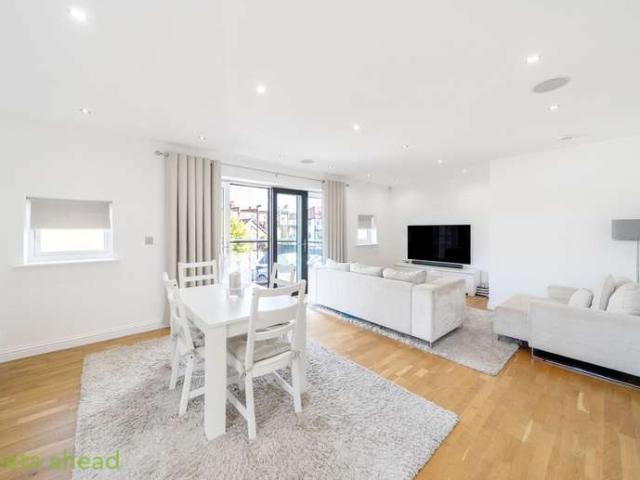 2 Bedroom Flat