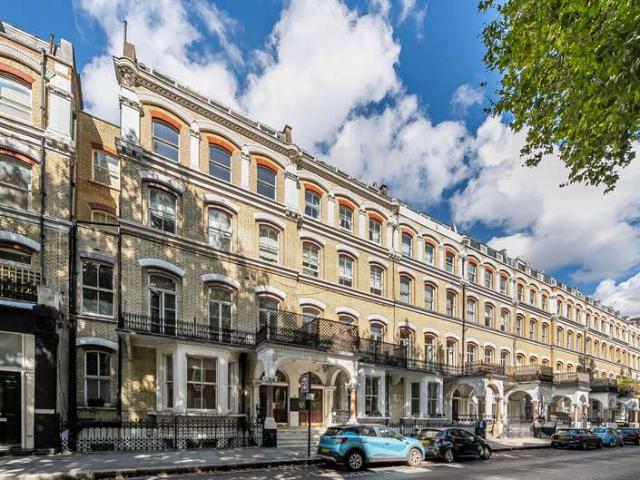2 Bedroom Flat