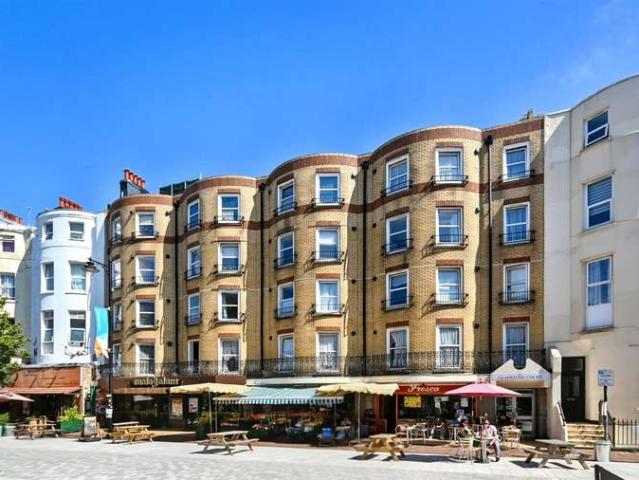 2 Bedroom Flat
