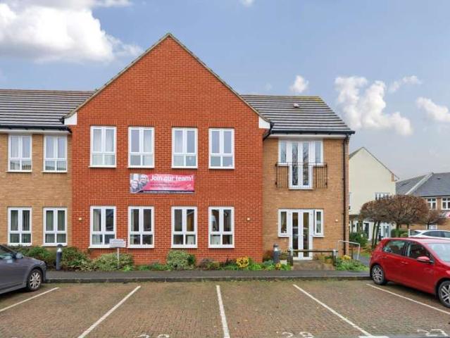 2 Bedroom Flat