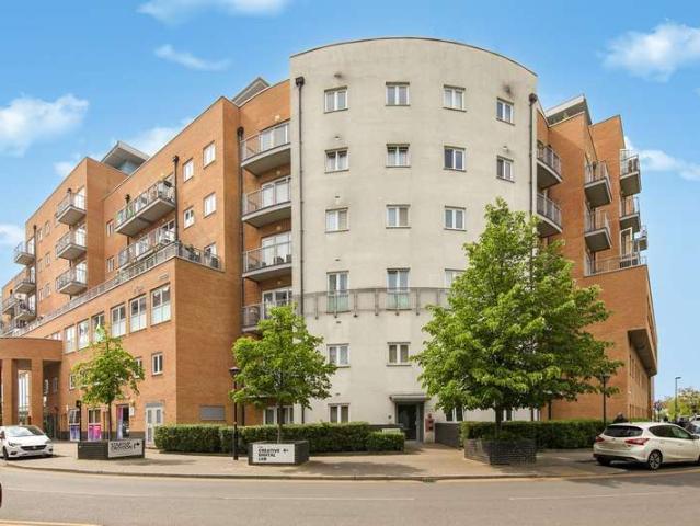 2 Bedroom Flat