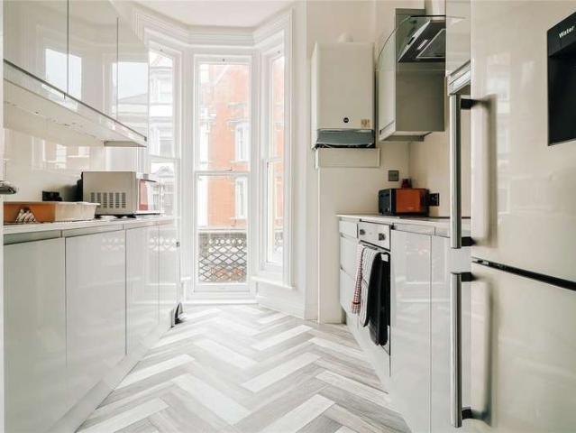 2 Bedroom Flat