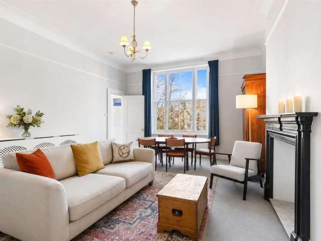 2 Bedroom Flat