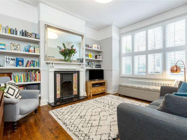 2 Bedroom Flat