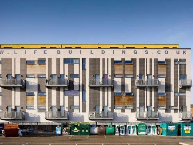 2 Bedroom Flat