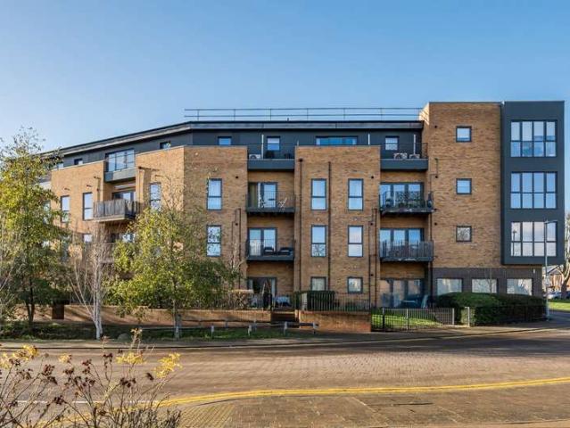 2 Bedroom Flat