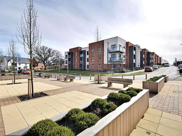 2 Bedroom Flat