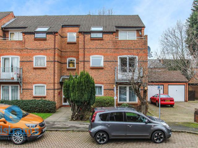 2 Bedroom Flat