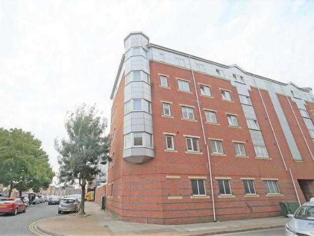 2 Bedroom Flat