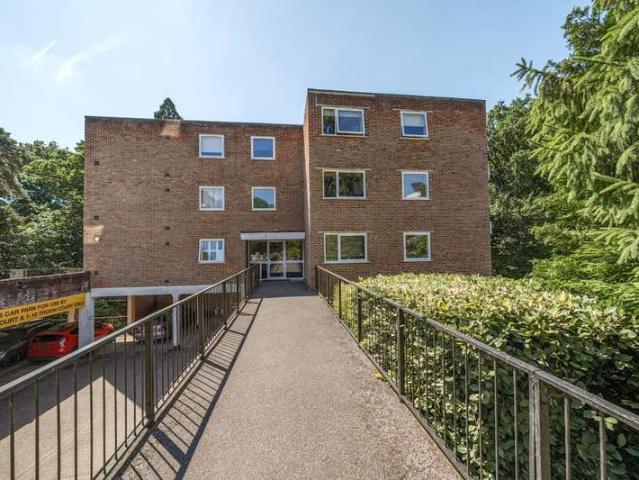 2 Bedroom Flat