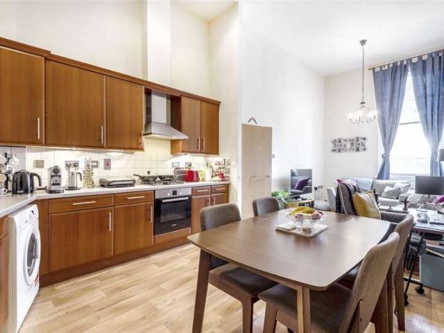 2 Bedroom Flat