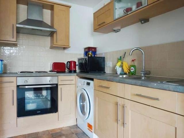 2 Bedroom Flat