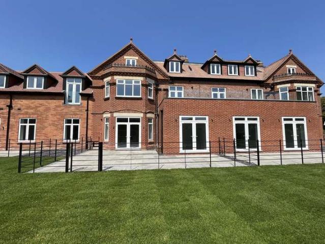 2 Bedroom Flat