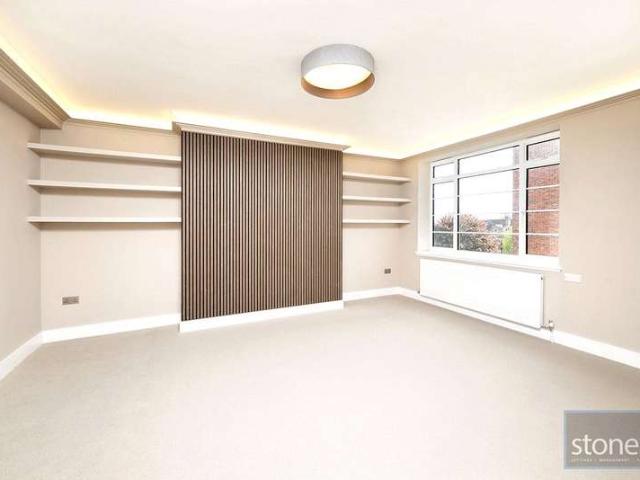 2 Bedroom Flat