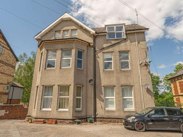 2 Bedroom Flat
