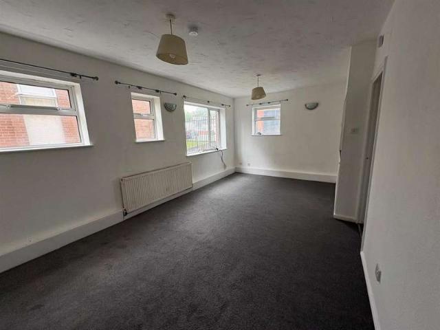2 Bedroom Flat