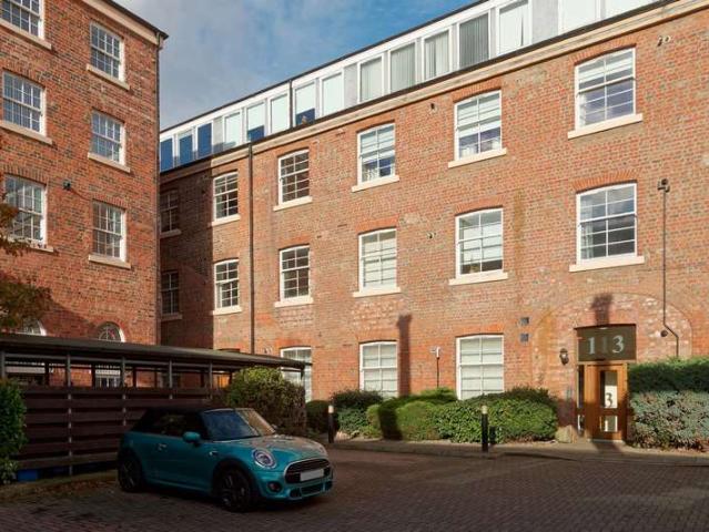 2 Bedroom Flat