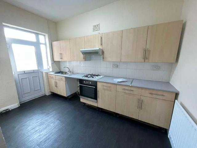 2 Bedroom Flat