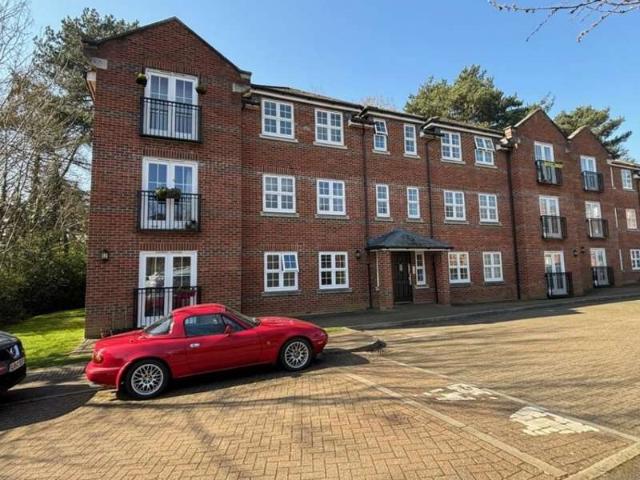 2 Bedroom Flat