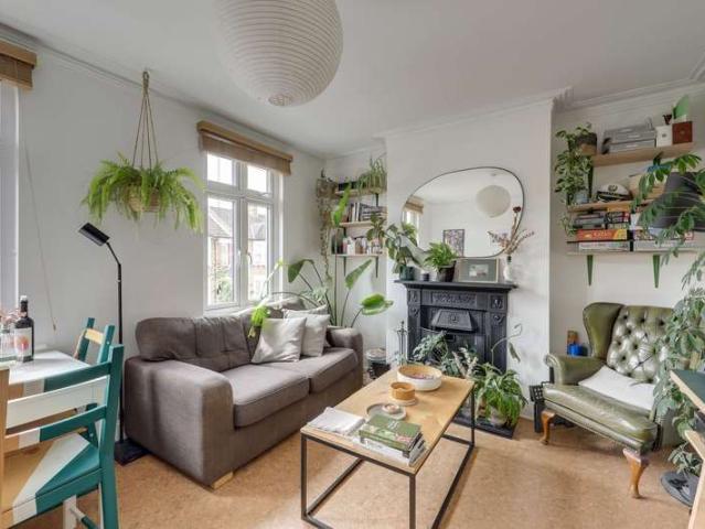 2 Bedroom Flat