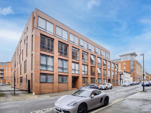 2 Bedroom Flat