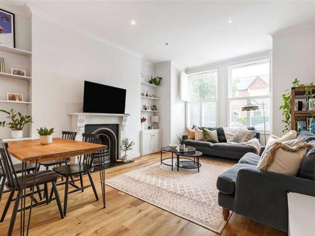 2 Bedroom Flat