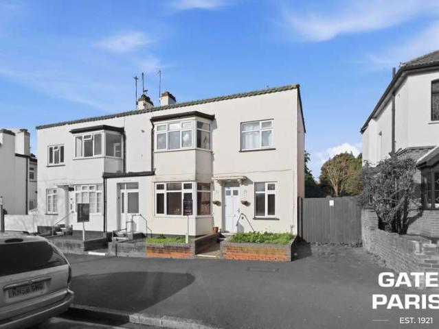 2 Bedroom Flat