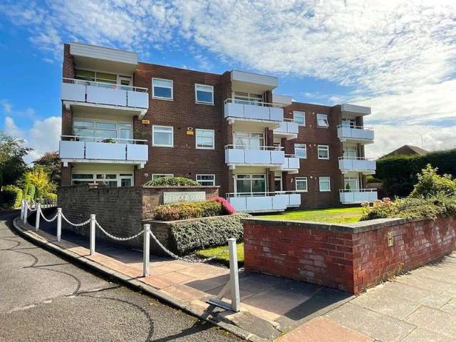 2 Bedroom Flat