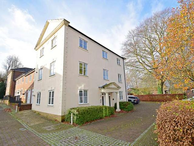 2 Bedroom Flat