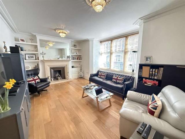 2 Bedroom Flat