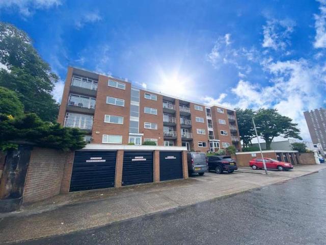 2 Bedroom Flat