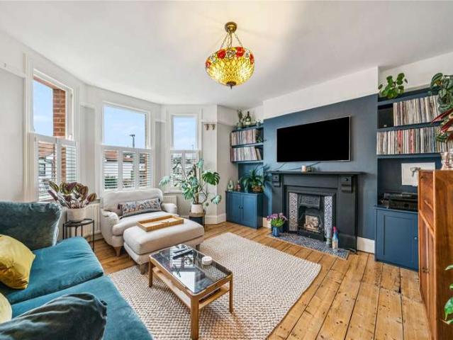 2 Bedroom Flat