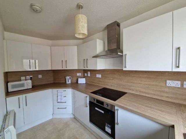 2 Bedroom Flat