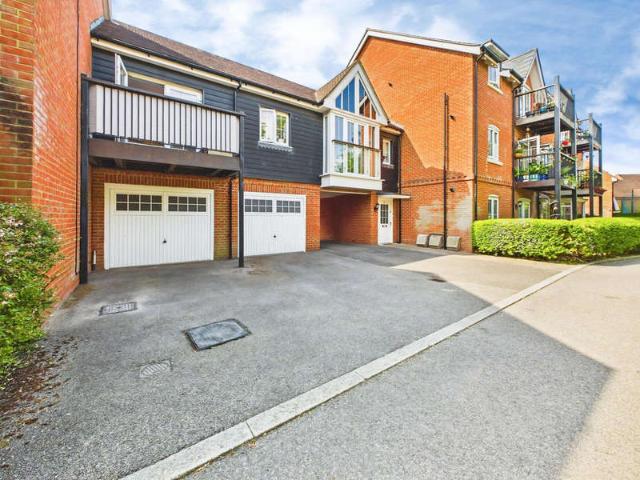 2 Bedroom Flat