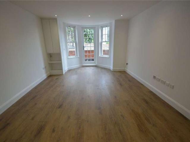2 Bedroom Flat