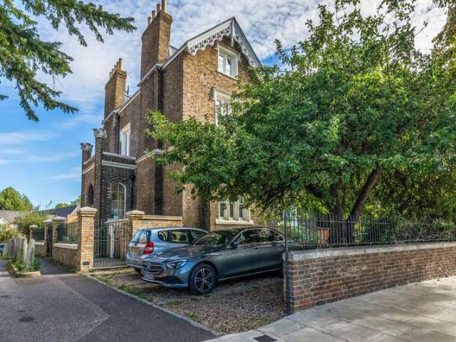 2 Bedroom Flat