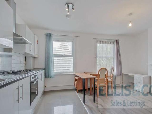 2 Bedroom Flat