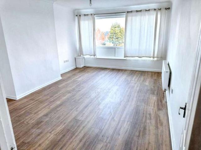2 Bedroom Flat