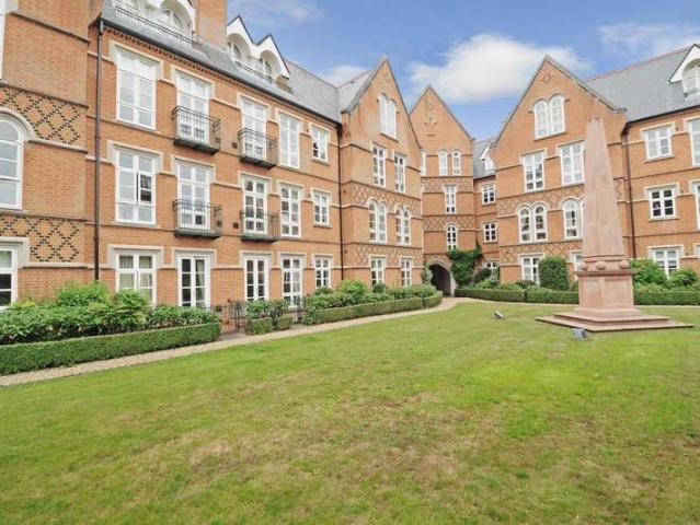 2 Bedroom Flat