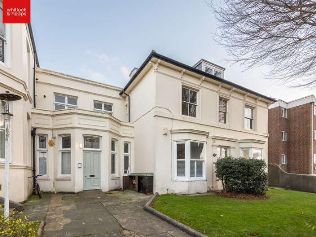 2 Bedroom Flat