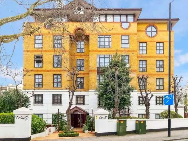 2 Bedroom Flat