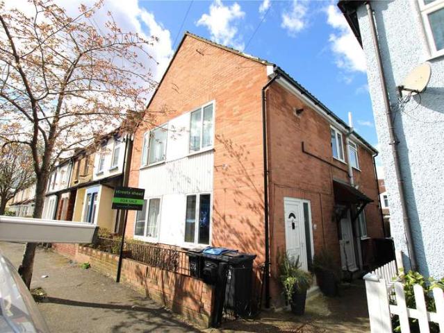 2 Bedroom Flat