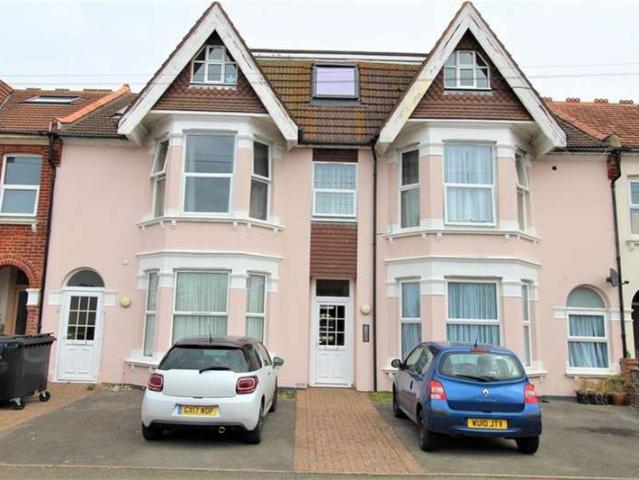 2 Bedroom Flat