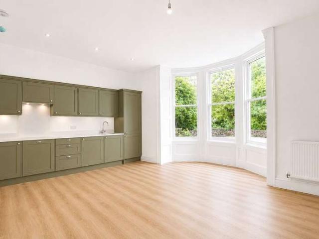 2 Bedroom Flat